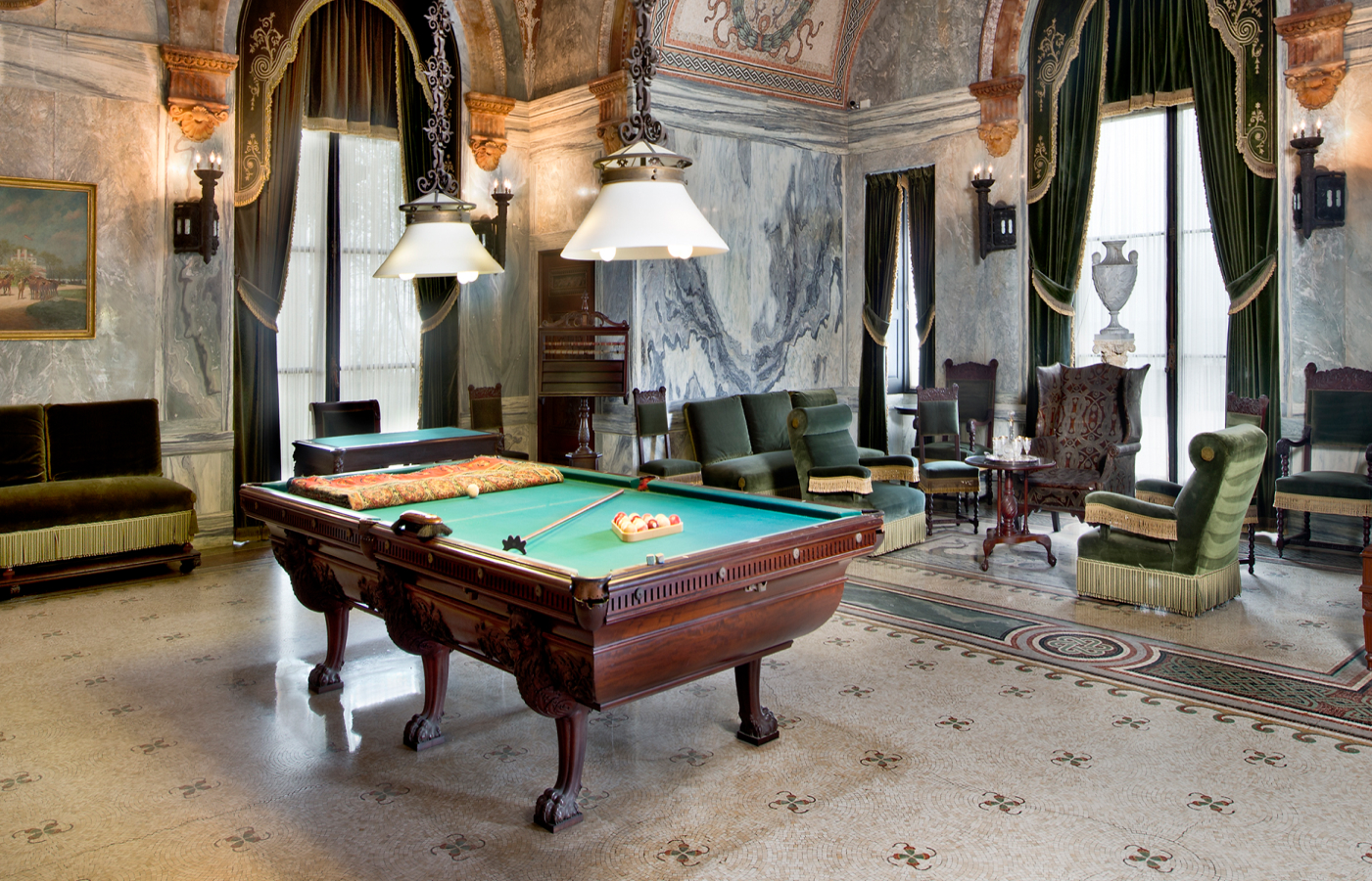 Virtual tours | Newport Mansions