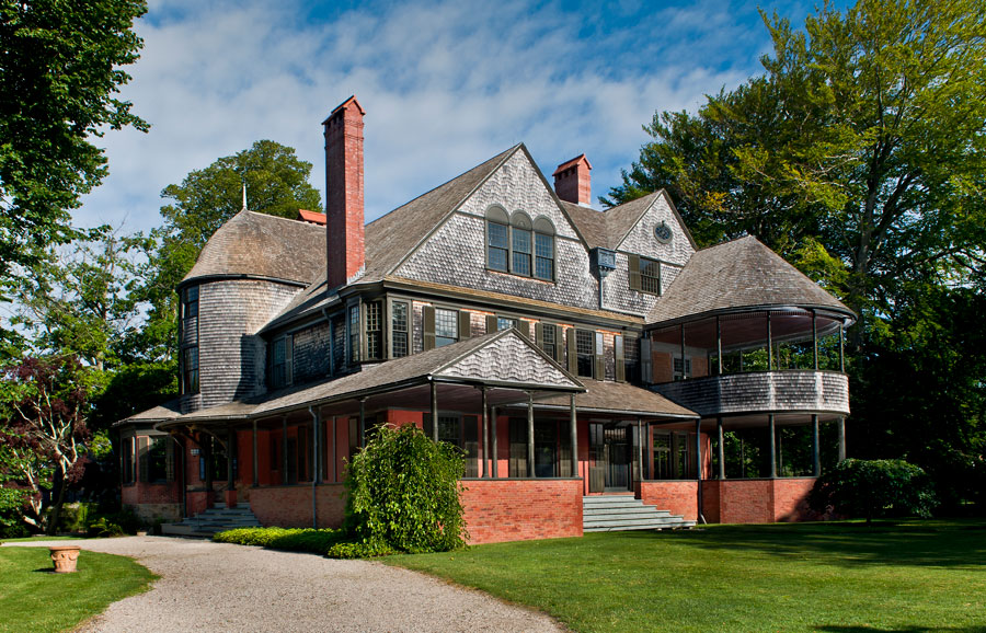 Isaac Bell House | Newport Mansions